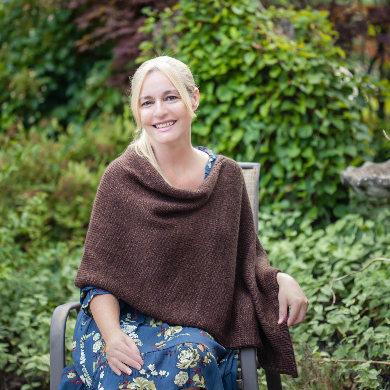 Loom knit poncho/cape pattern by This Moment is Good | This Moment is Good